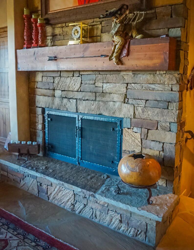 4 Rustic Fireplace Design Ideas That Will Make or Break Your Project ...